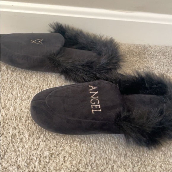 Victoria's Secret | Shoes | Victorious Secret Slippers | Poshmark